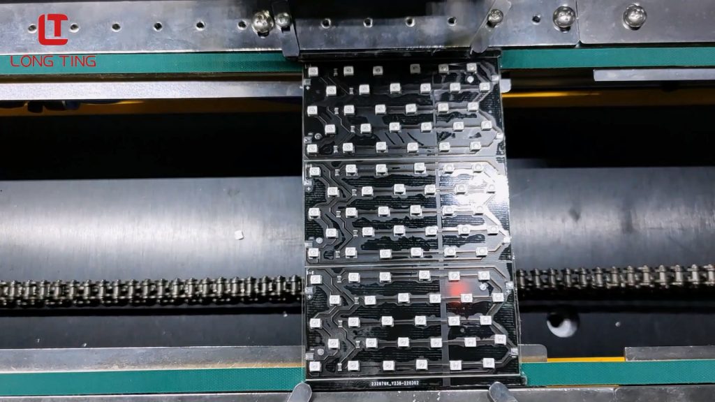 LED board placement by LT4 PNP machine - Wenzhou Longting Technology Co ...